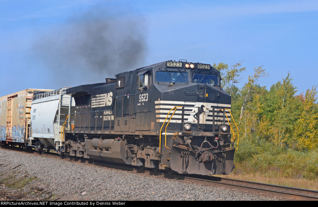 NS 9523, CN's Superior Sub.
